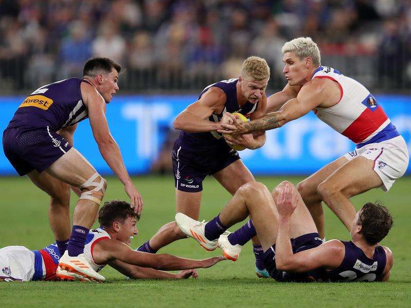 Lobb enemy No.1 as Bulldogs beat Dockers in Perth | Country News
