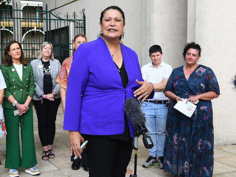 Queensland passes gender fix for birth certificates | Shepparton News