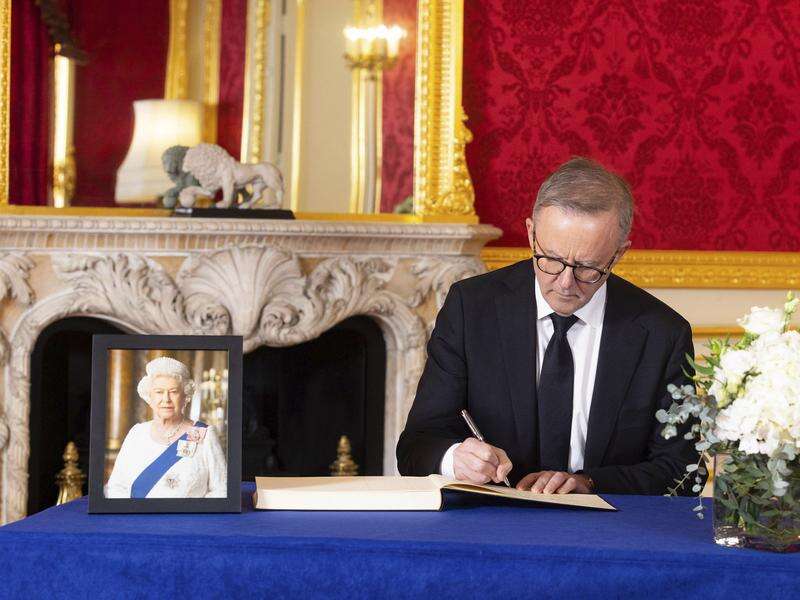 Australians prepare to farewell Queen | Country News