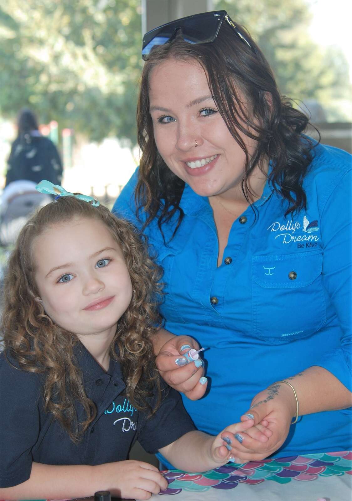 Mums share in kids’ dreams | Country News