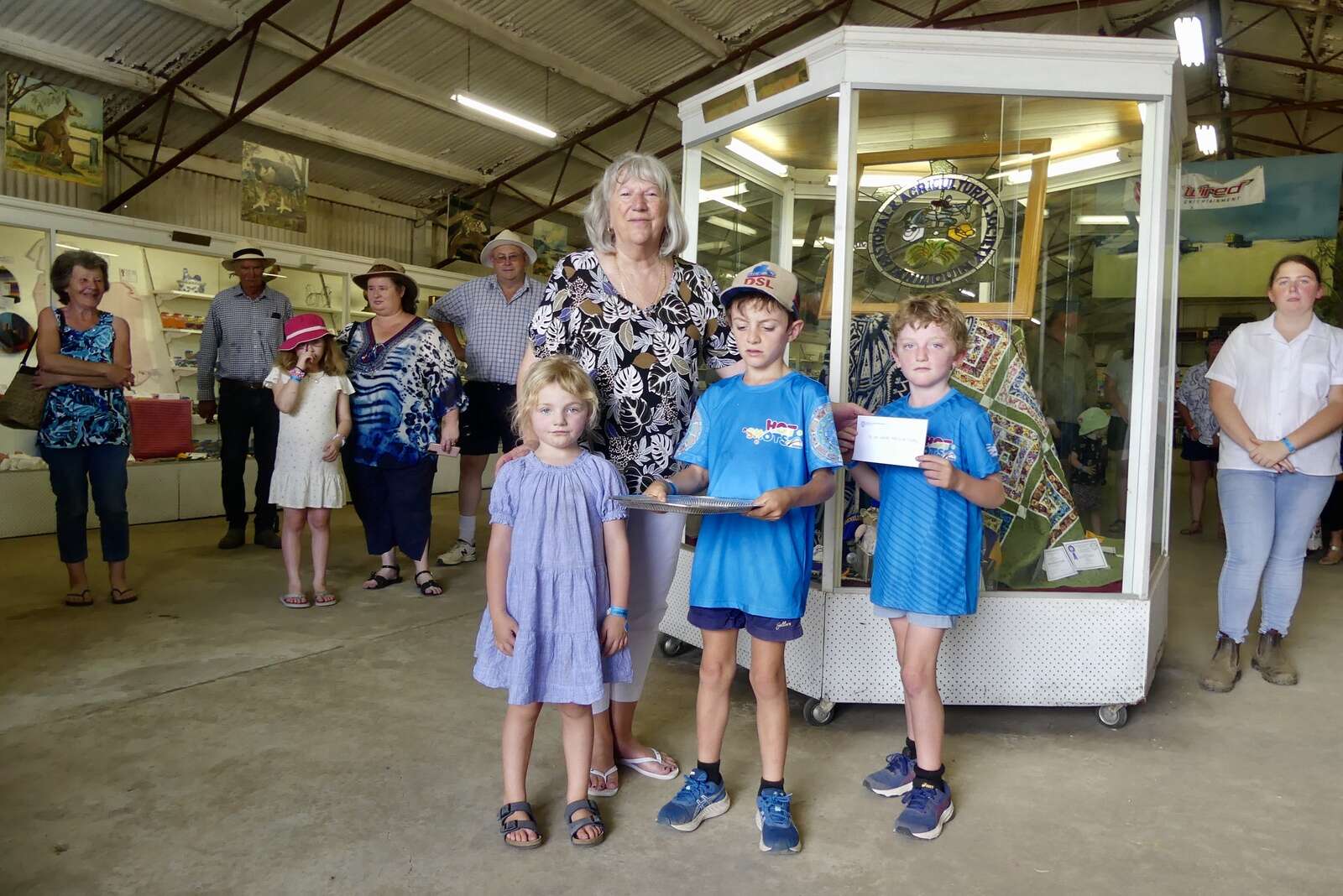 Linda, Lyn and Dale claim top pavilion trophies | Shepparton News
