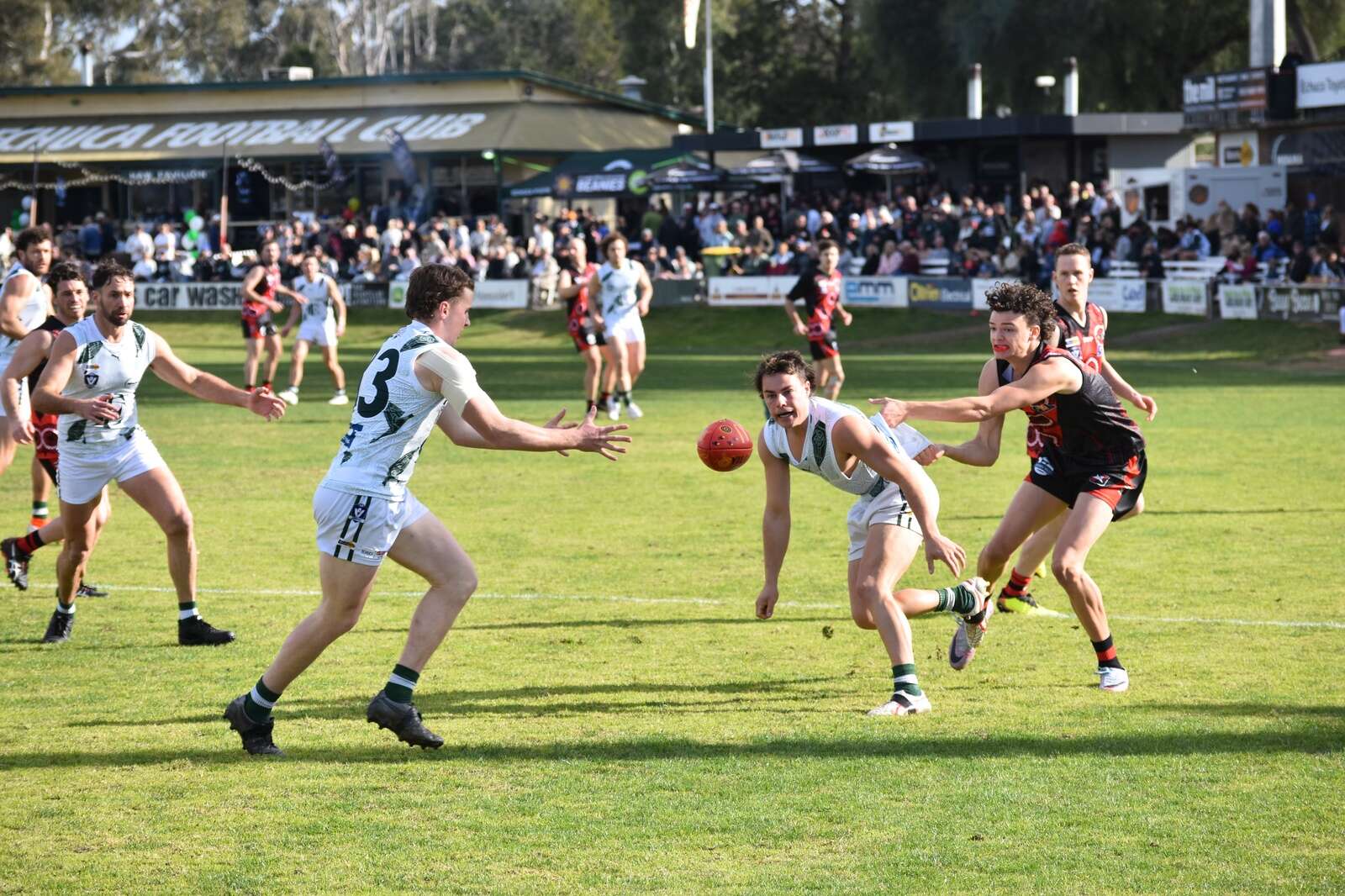 Murray Bombers flex muscles to remain on top of ladder | Shepparton News