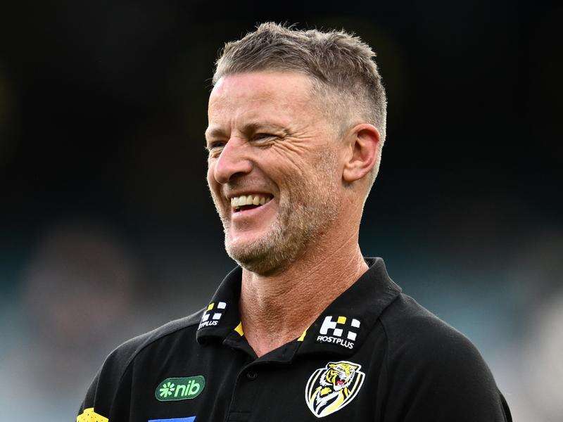 Hardwick happy to continue past 300-game AFL milestone | Country News