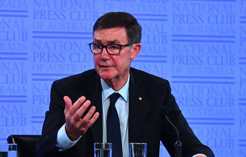 Sir Angus to visit | Deniliquin Pastoral Times