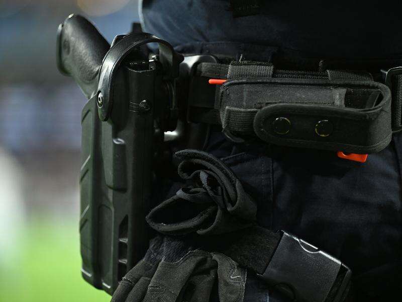 Police shoot man dead in 'dangerous' conditions | Cobram Courier