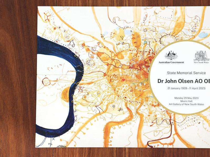Bringer of joy John Olsen remembered at state memorial | Kyabram Free Press