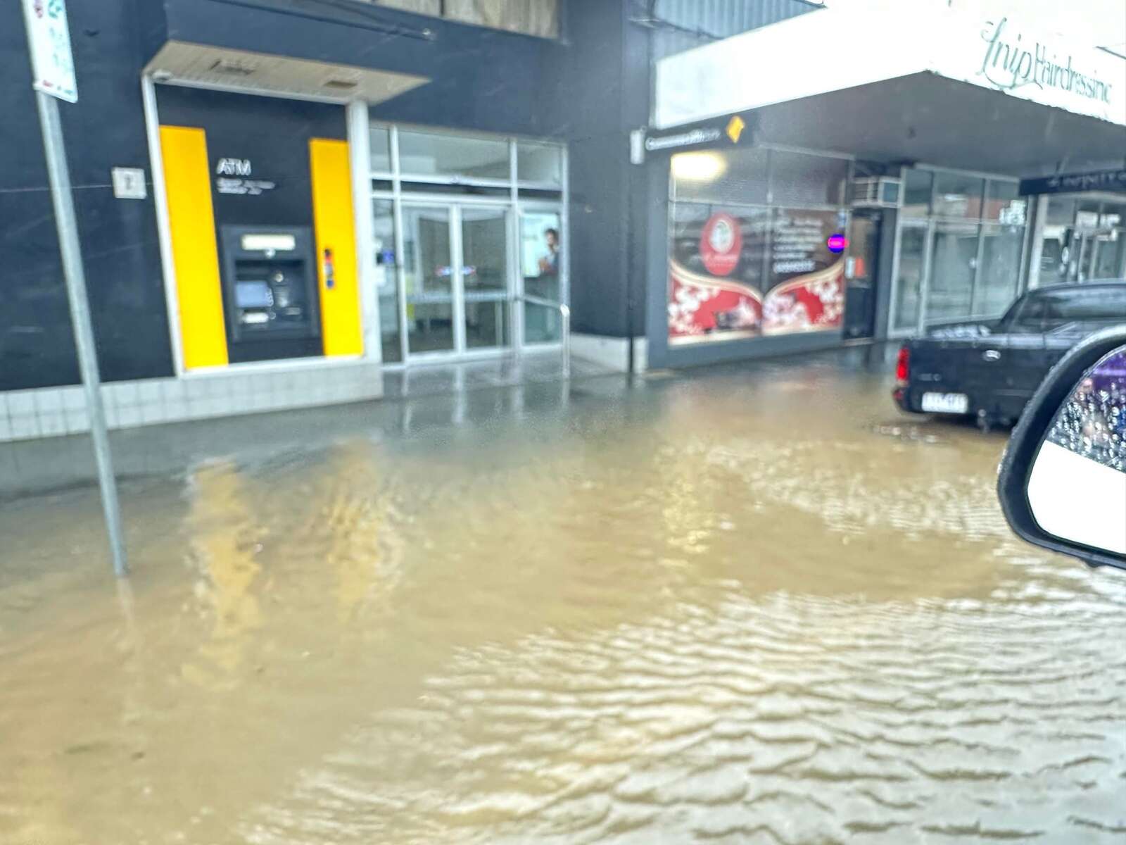 Kyabram revives a massive downfall resulting in power outage and roads ...