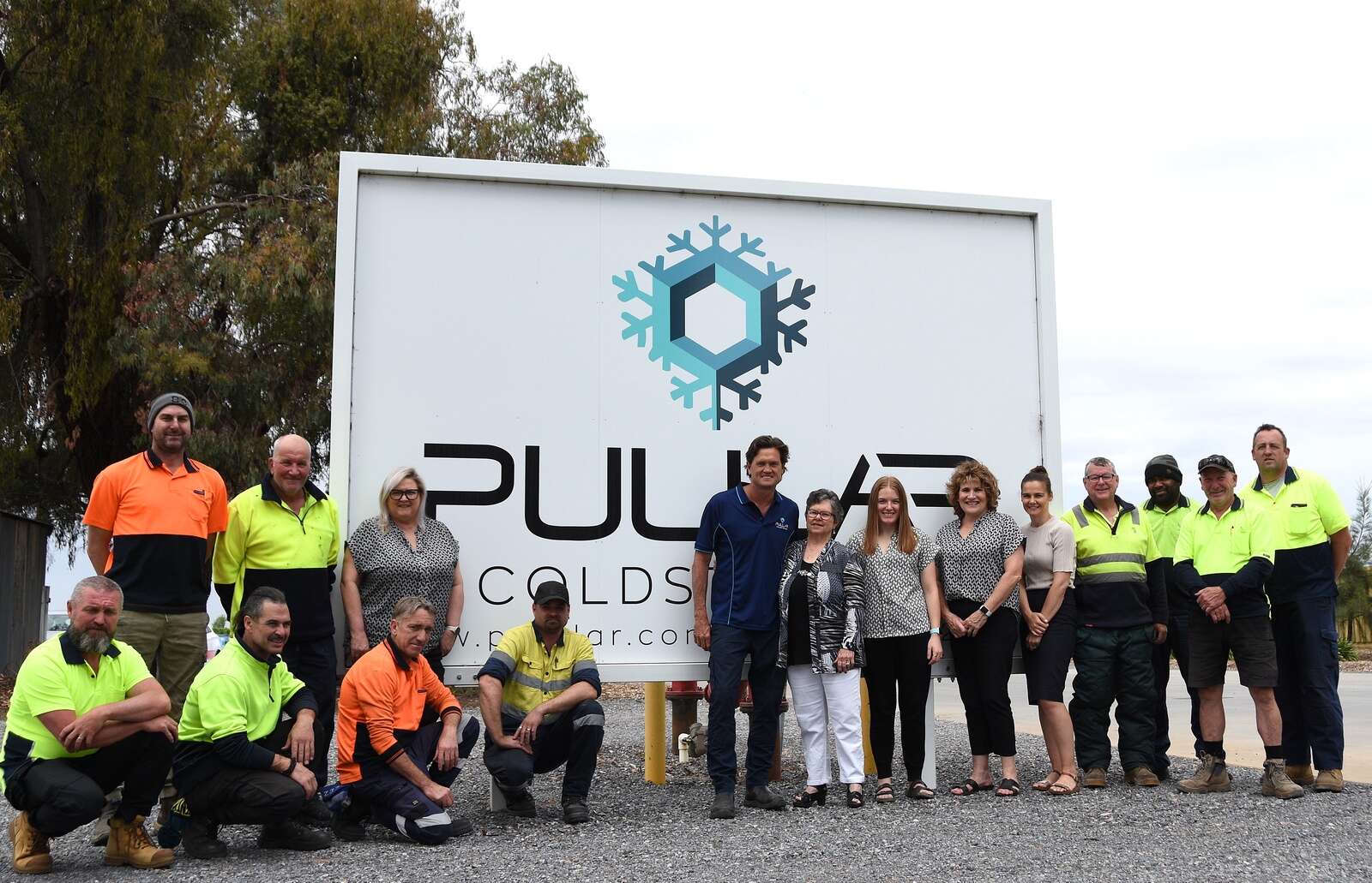 Long-term Cobram local celebrates 52 years at Pullar’s | Seymour Telegraph