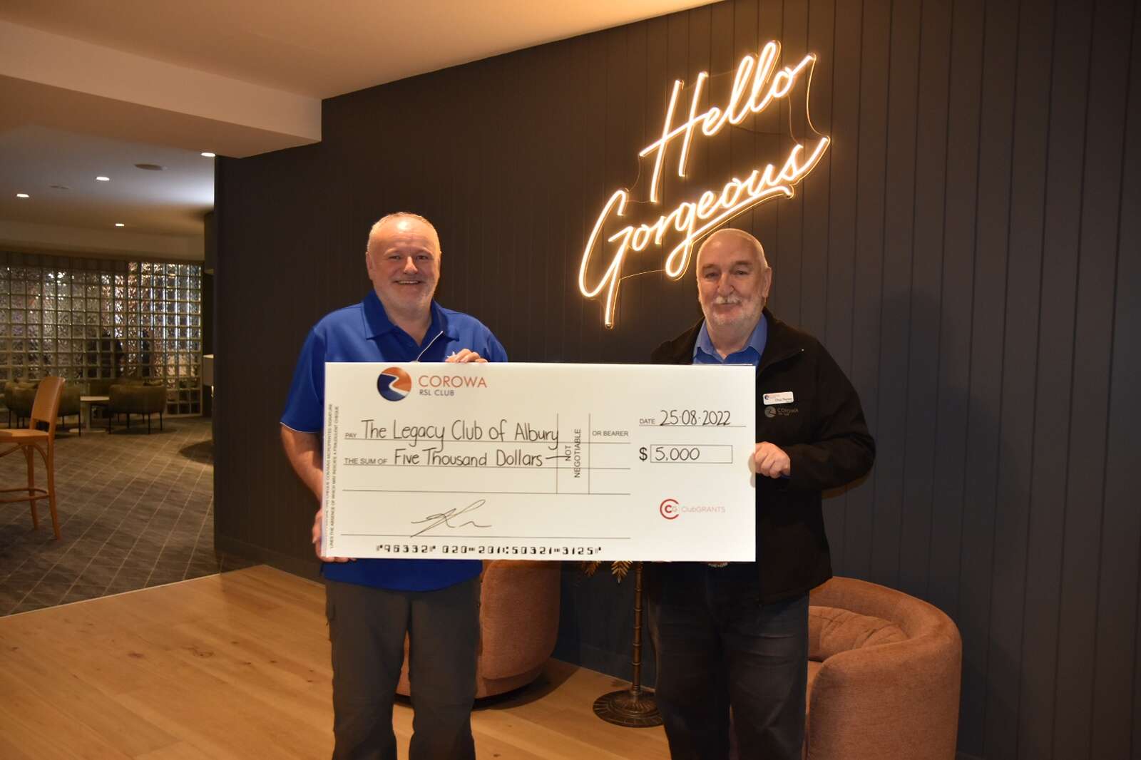 RSL presents $5000 to Legacy | Corowa Free Press