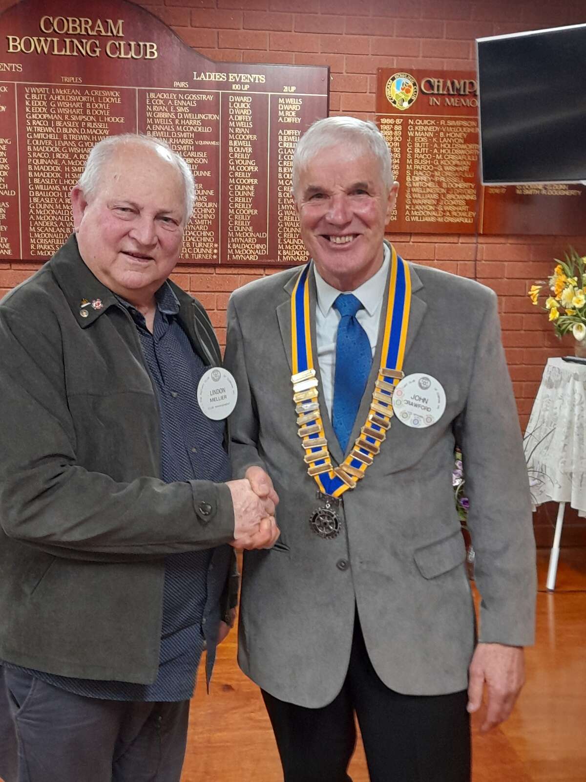 Rotary Club of Cobram hands out awards and welcomes new president ...