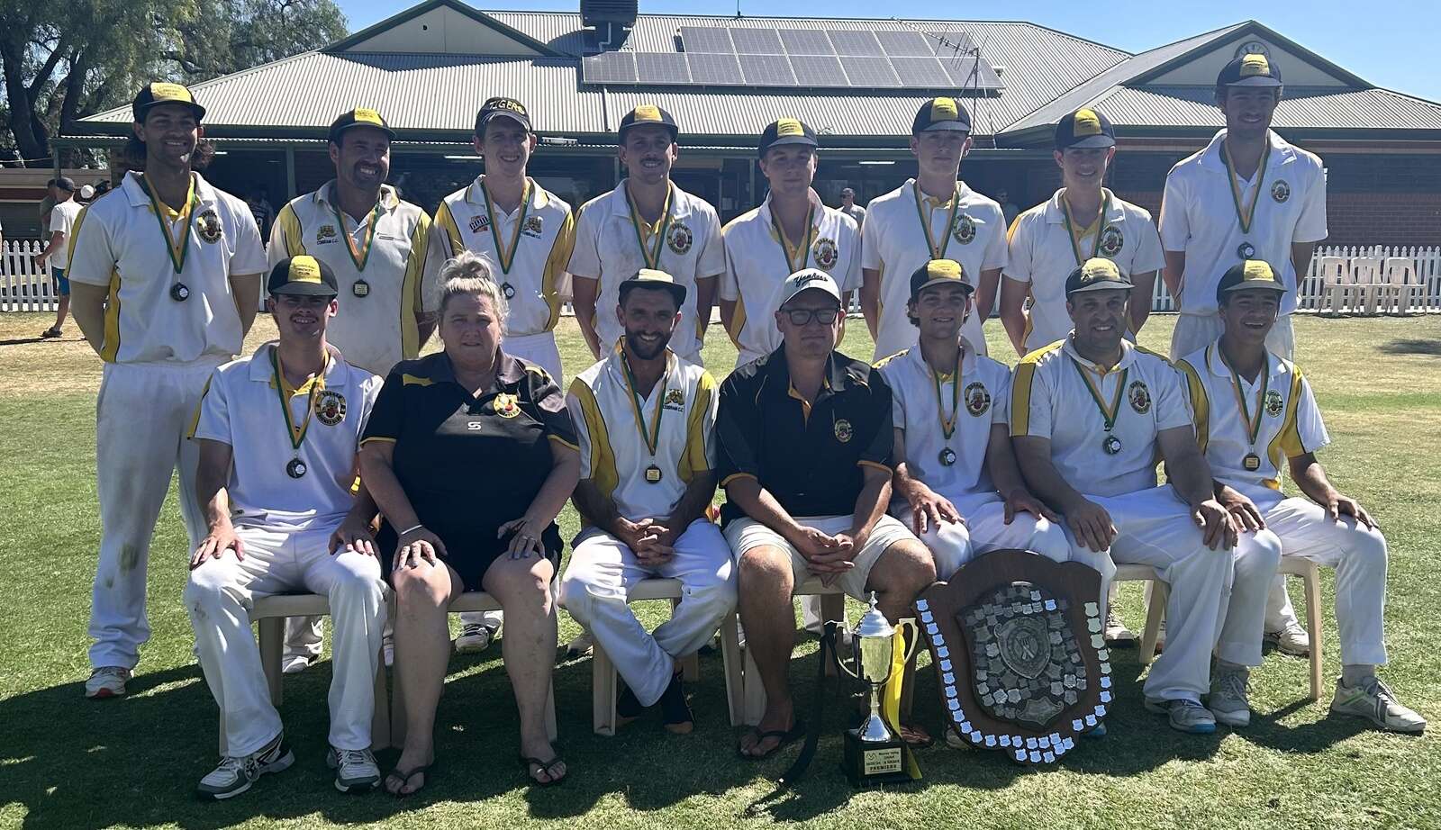 Battle of the border towns sees Cobram defeat near-unbeaten Barooga in ...