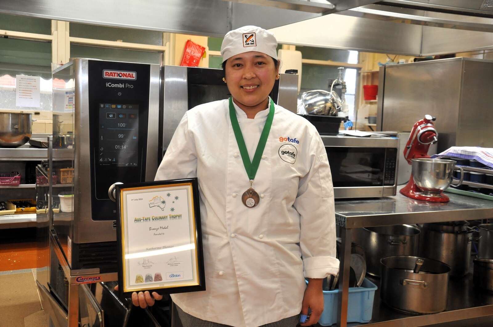 Katherine Thomas wins bronze at Aus-TAFE Culinary Trophy | Seymour ...