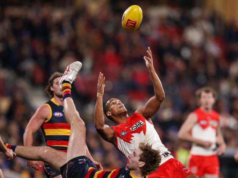 Why Longmire chose to bench nine-goal hero Amartey | Riverine Herald