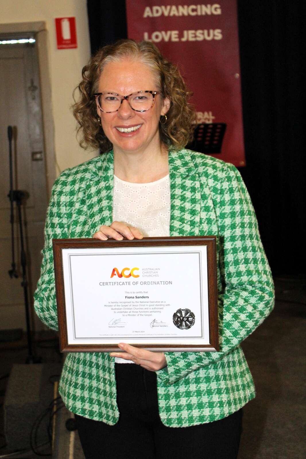 Fiona Sanders ordained as Central Church minister | Riverine Herald