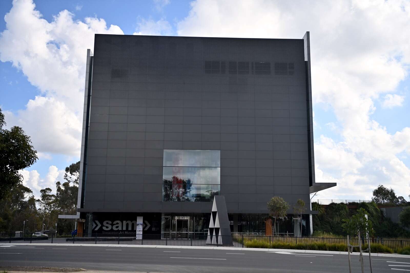 Donation completes community payments for SAM building | Dairy News ...