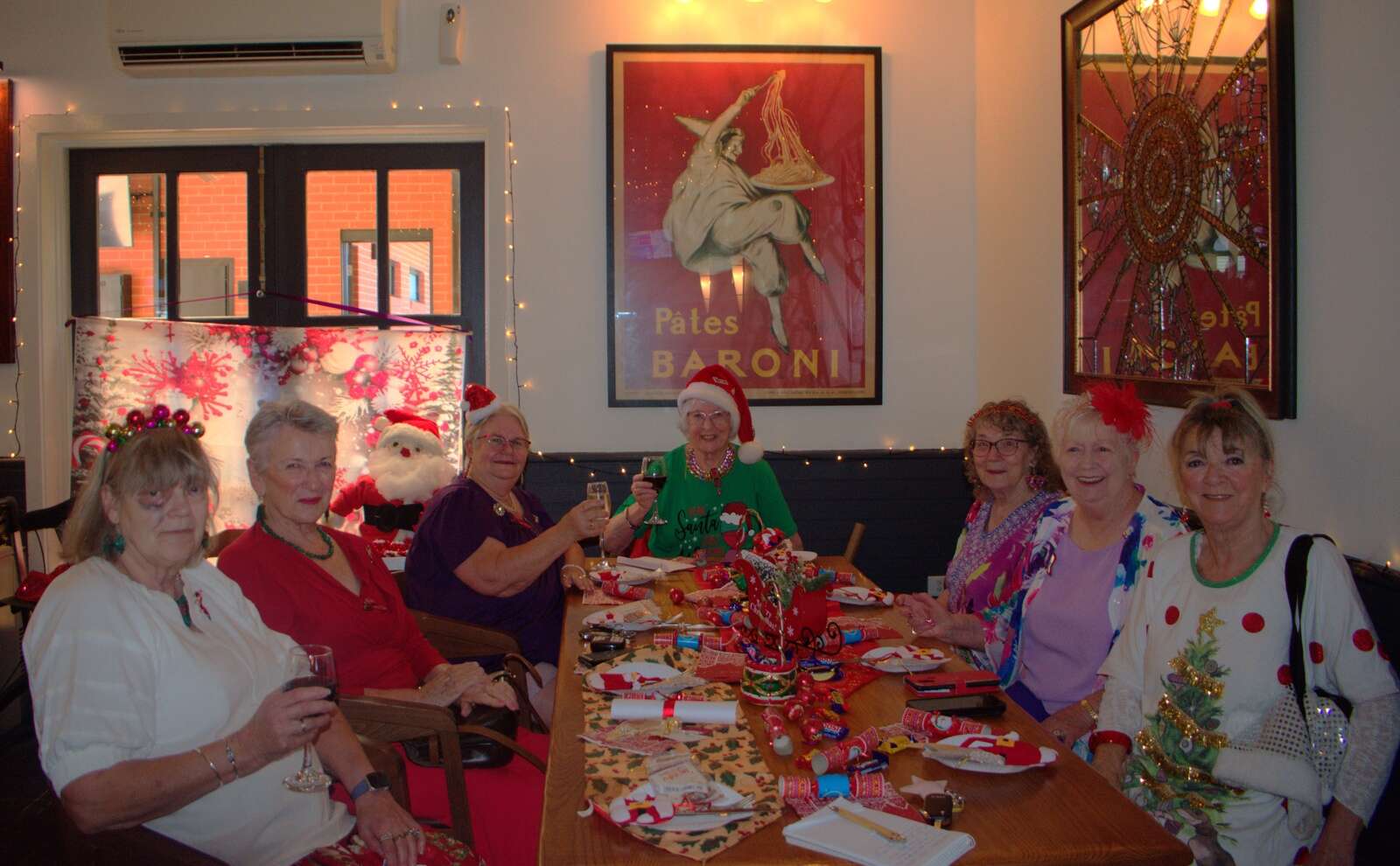 Red Hatters ring in the holidays | Dairy News Australia