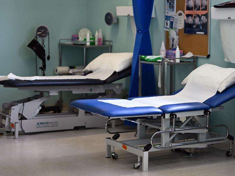 Qld maternity units understaffed, AMA says | Country News