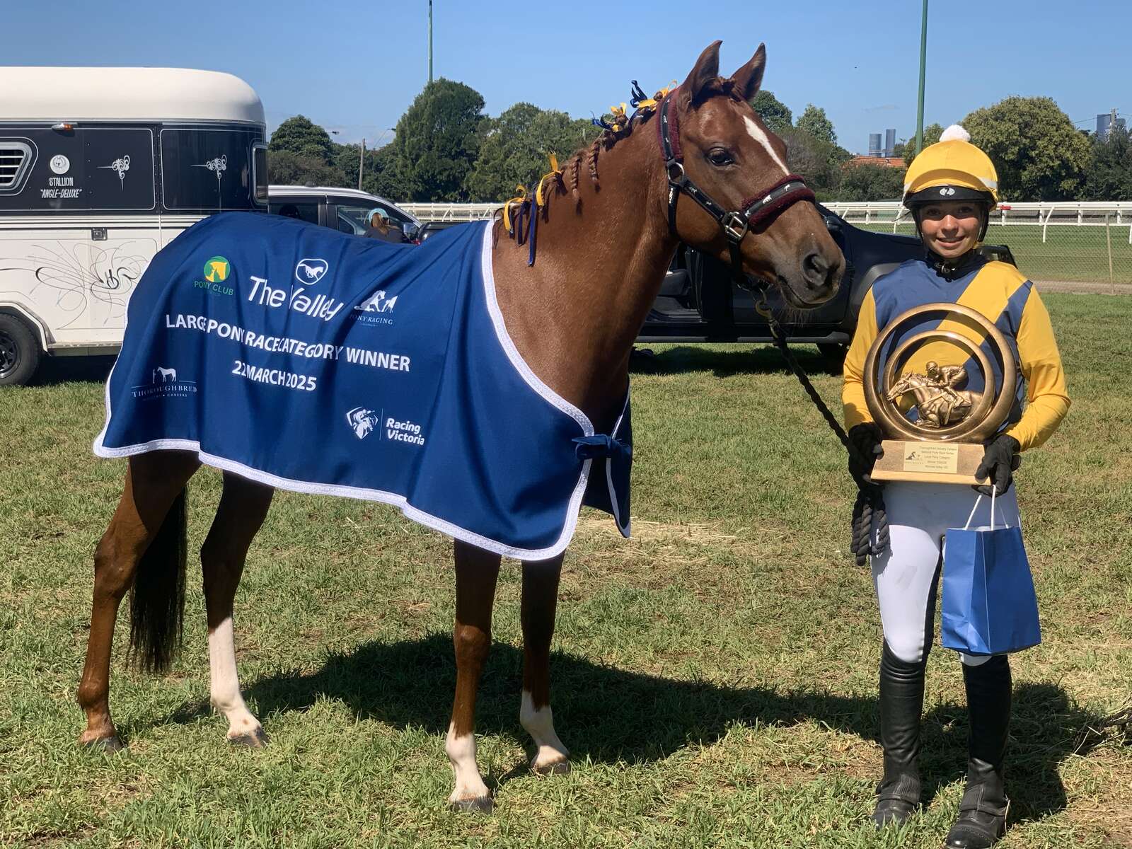 Young rider Lilli Meyer Vale dazzles at Moonee Valley race | Shepparton ...