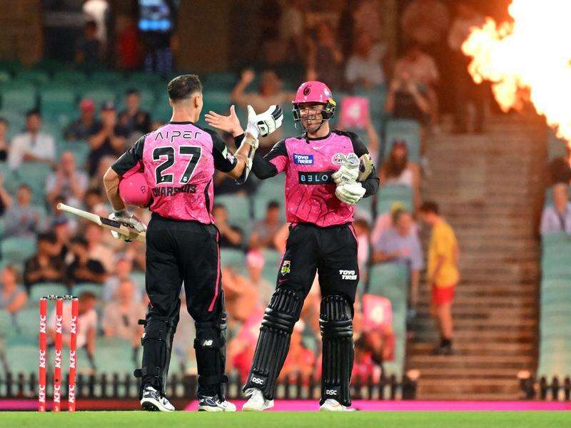 Sixers' Henriques lights BBL fuse with Thunder sledge | Riverine Herald