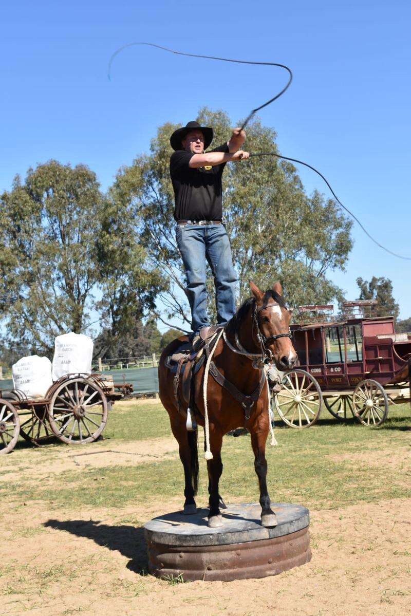 Billabong Ranch opens new live show | Country News