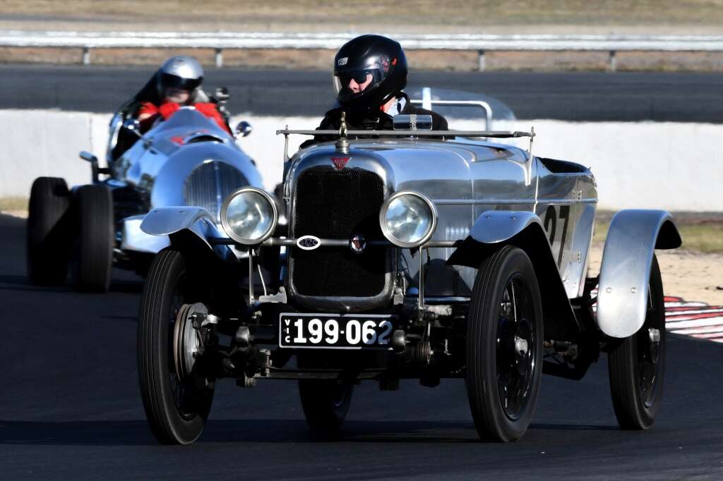 The 46th Historic Winton revs up this weekend | Benalla Ensign