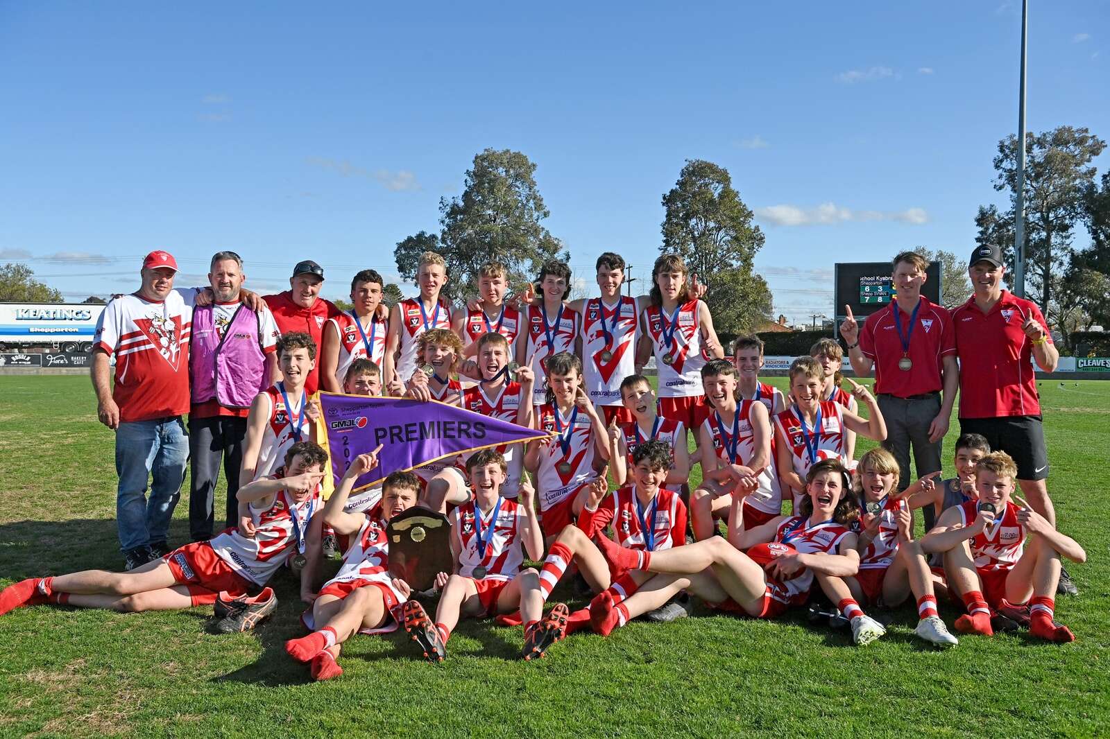 GMJL ǀ Gallery ǀ Swans overcome Shepparton Notre Maroon in pulsating ...