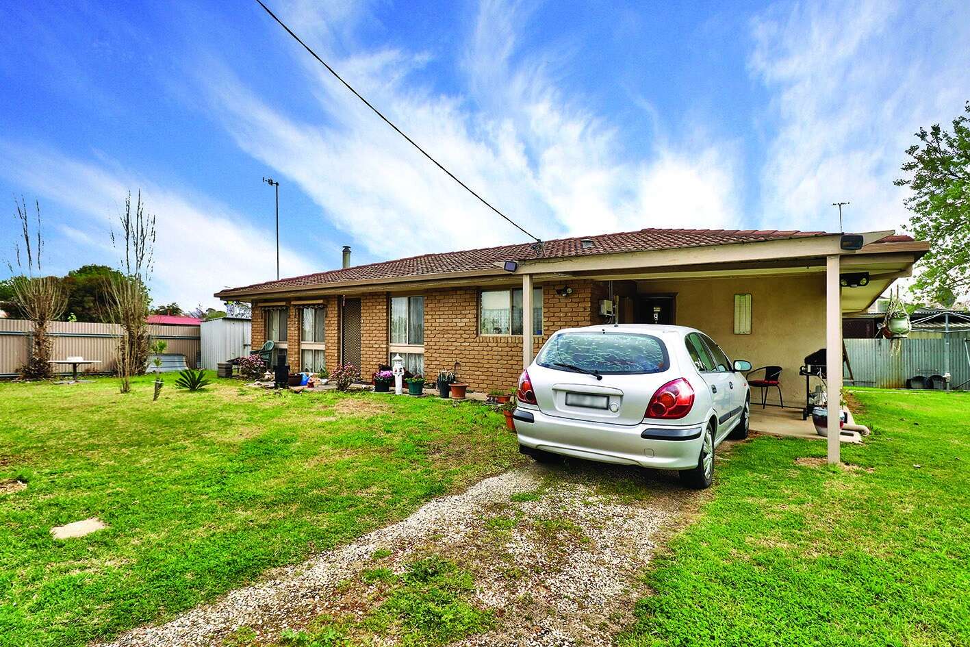 NEAT BRICK HOME IN POPULAR LOCATION | Benalla Ensign