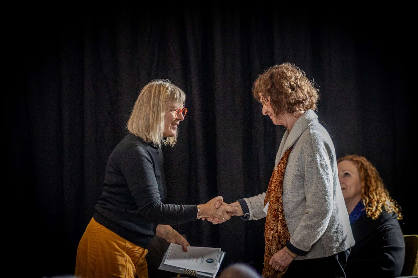 Local writer wins prestigious literary prize | Riverine Herald