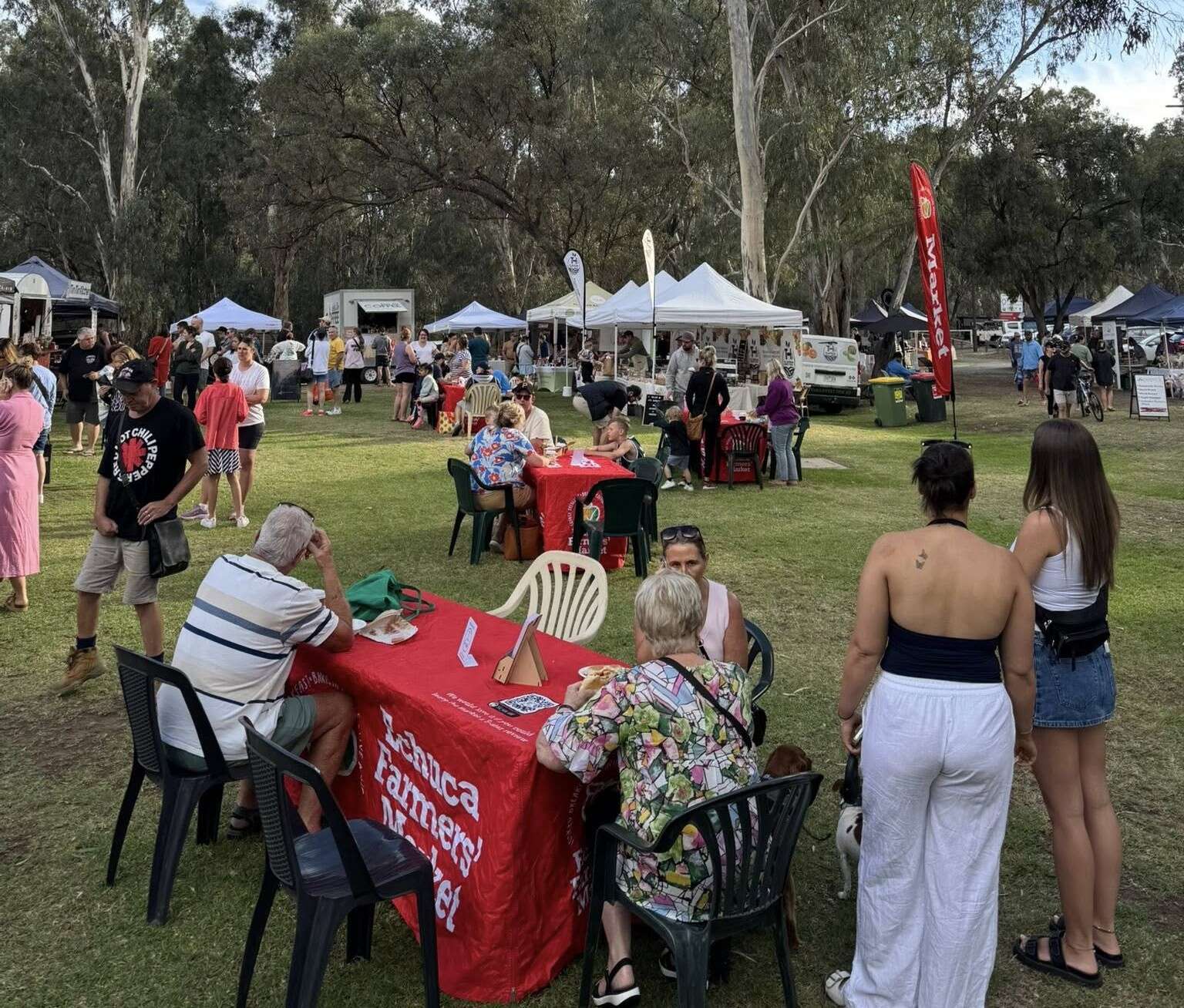 Echuca Moama Farmers Market to put on a show | Dairy News Australia