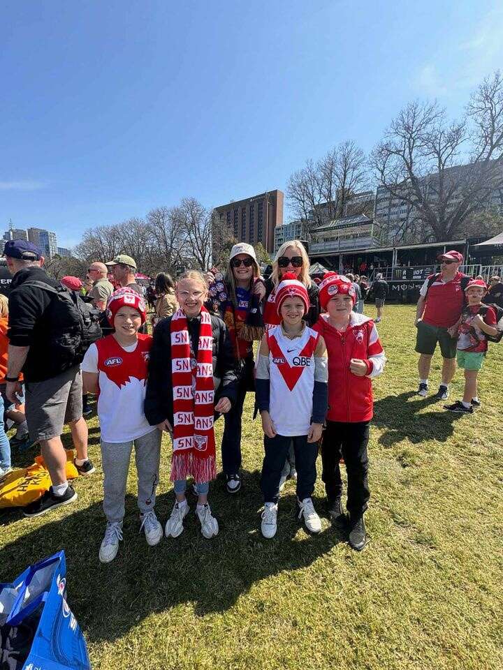 Locals caught up in grand final fever | Deniliquin Pastoral Times