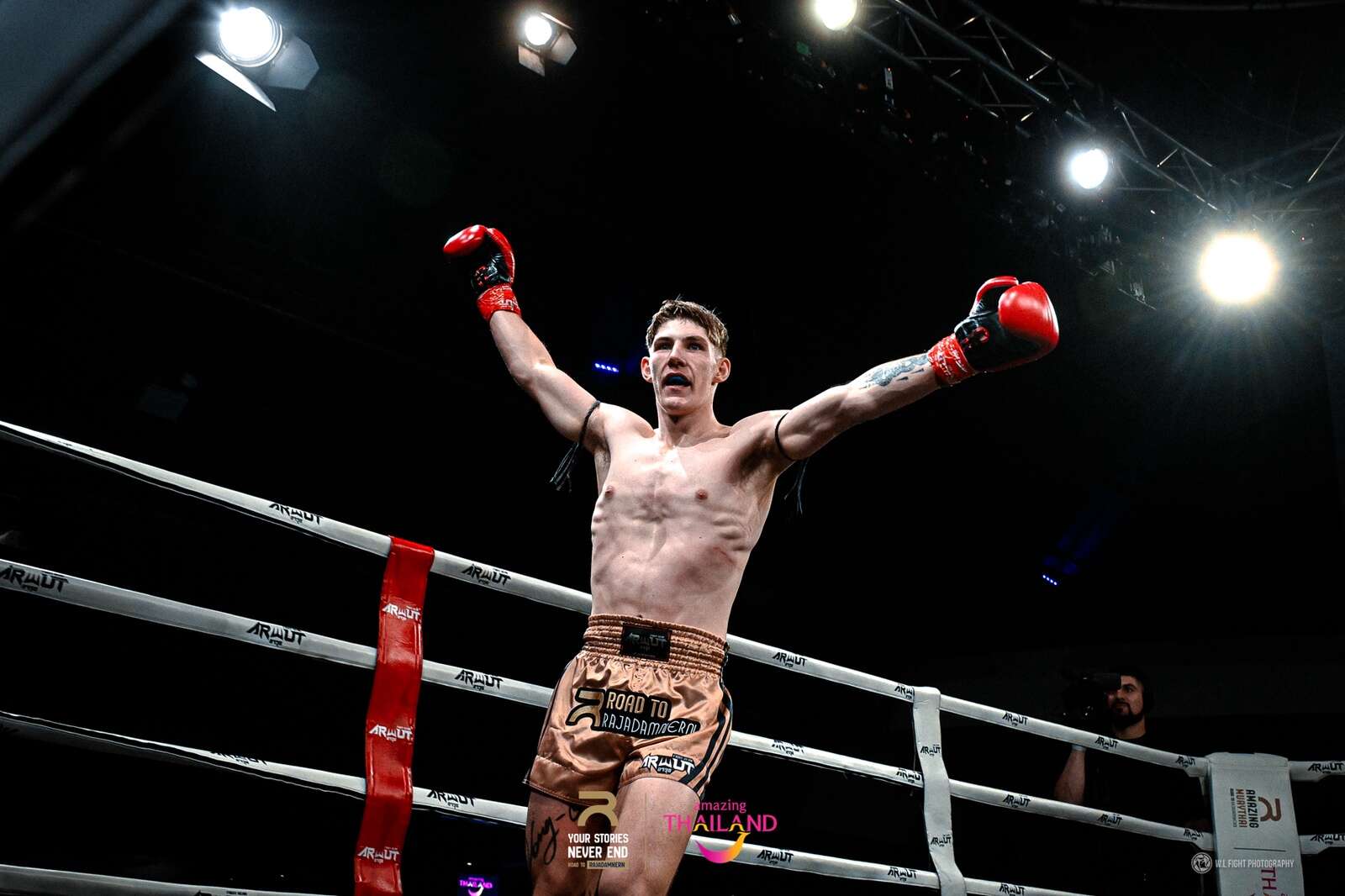 Matthews shows knockout power in showcase fight | Kyabram Free Press