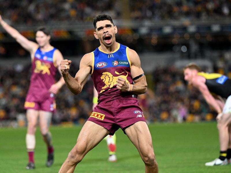 Port task to stop Cameron 'lighting up Gabba' in 200th | Corowa Free Press