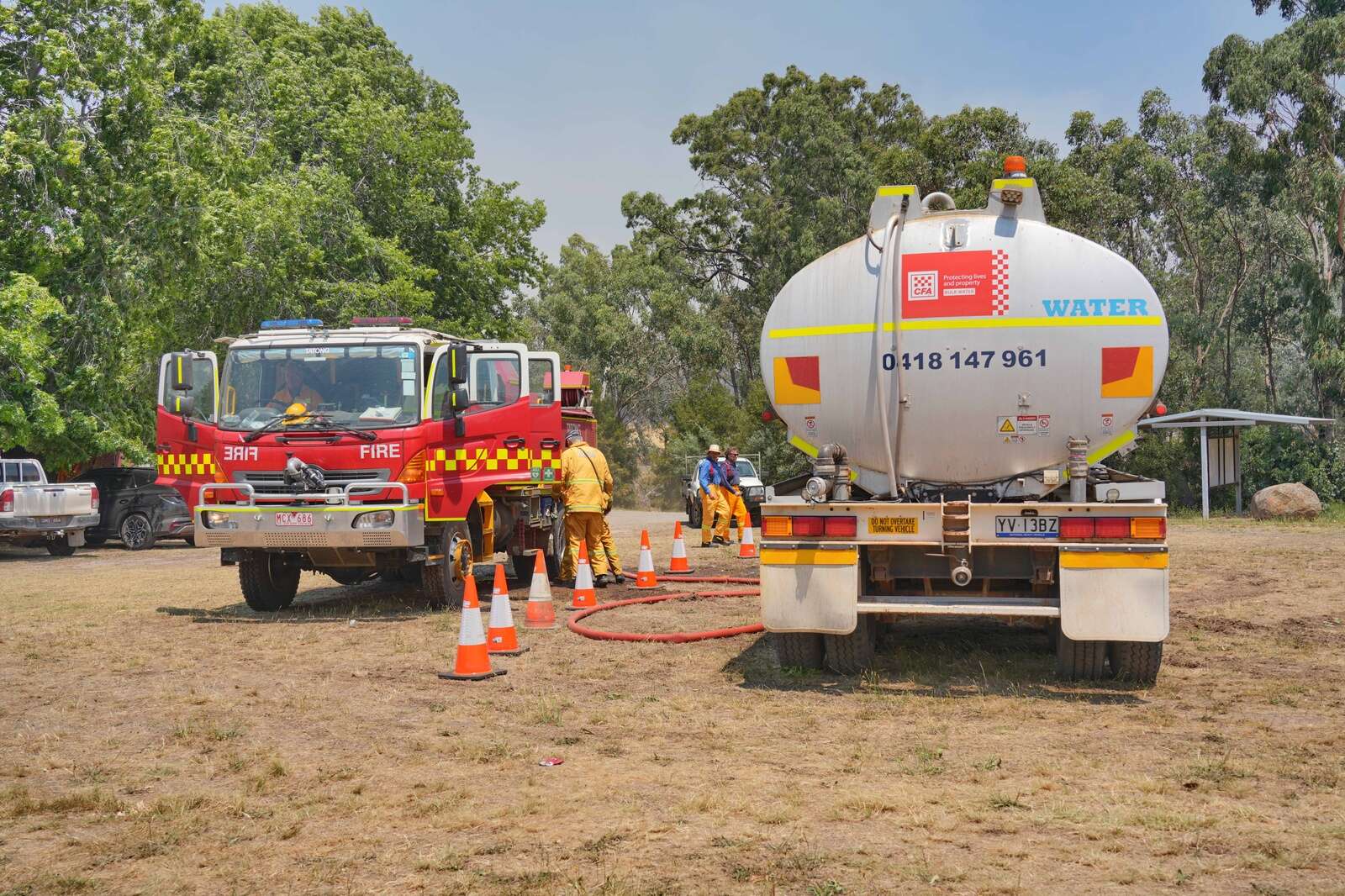 Bulk water carriers join fire fight | Country News
