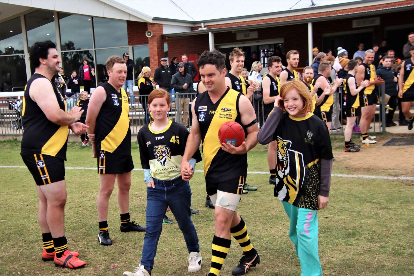 Katamatite stuns Katandra with a milestone on the line | Shepparton News