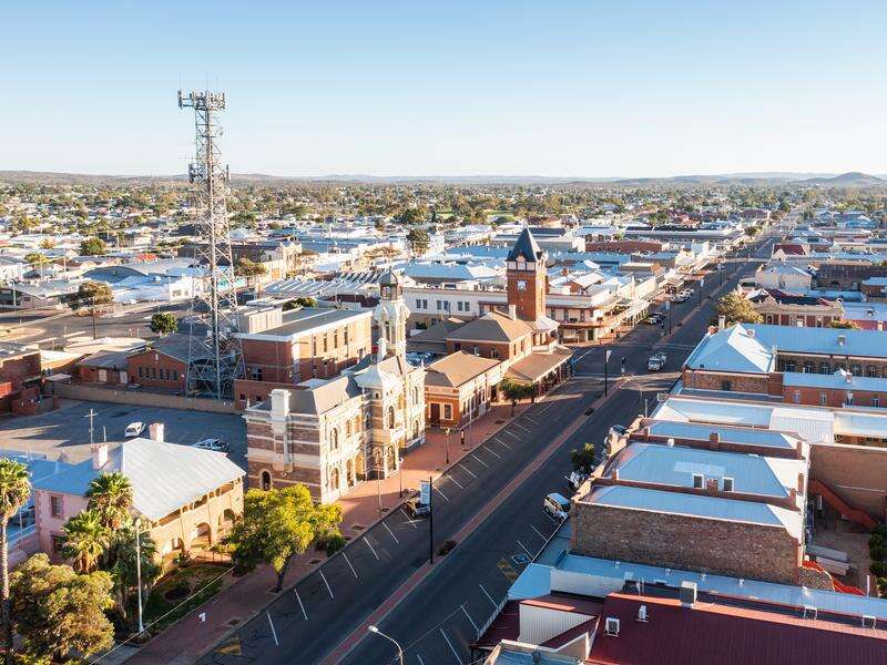 Outback towns without power again, generator stolen | Shepparton News