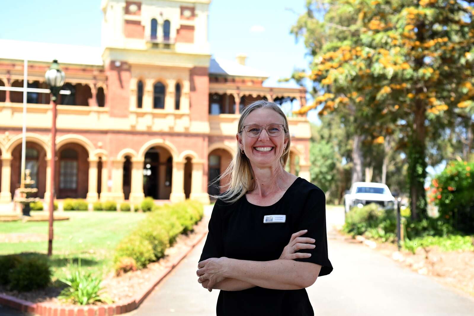 Mansion tour captivates visitors amid uncertain future | Dairy News ...