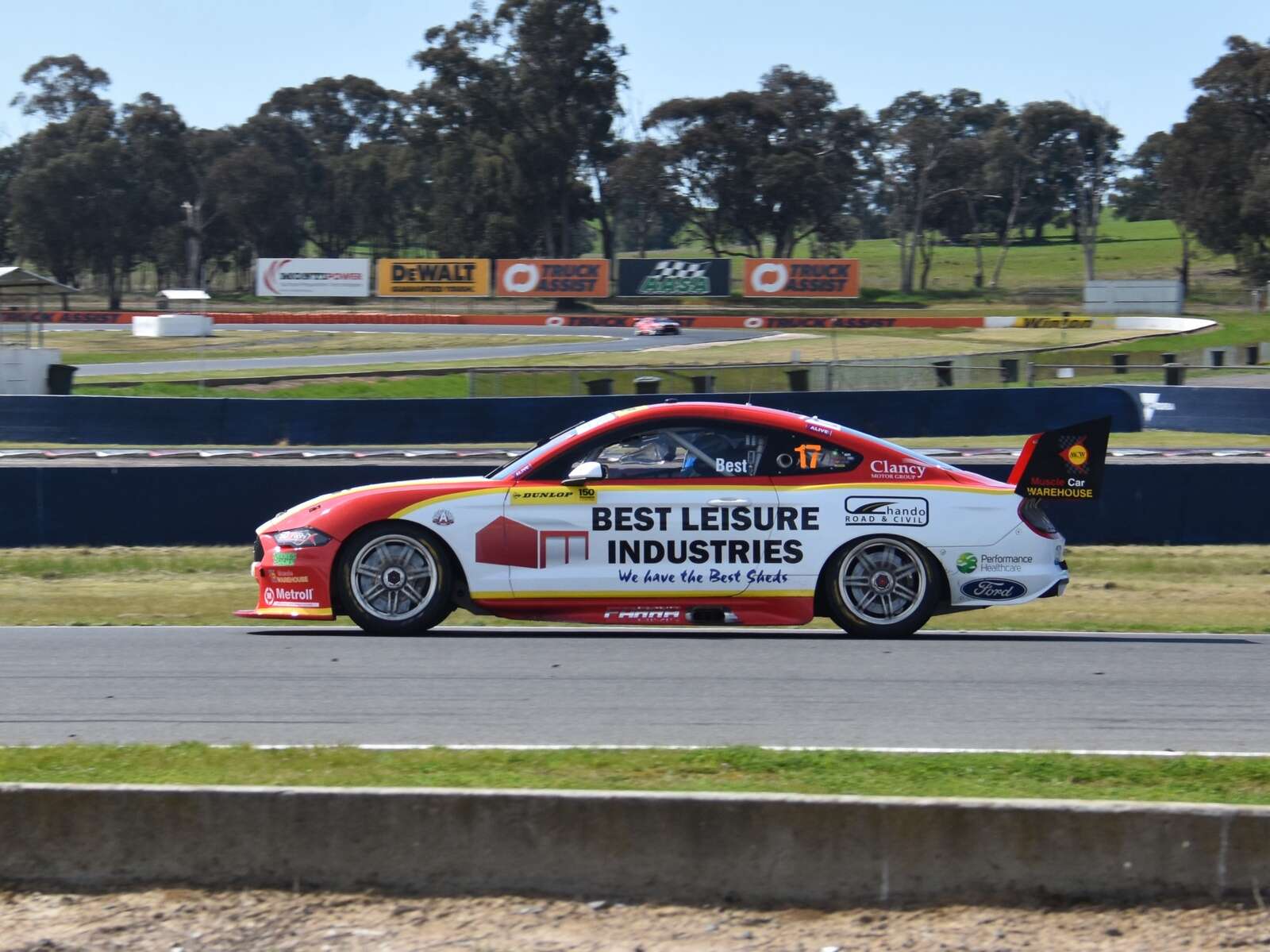 Zak Best hits Winton Raceway for Supercar and Super 2 testing | Benalla ...