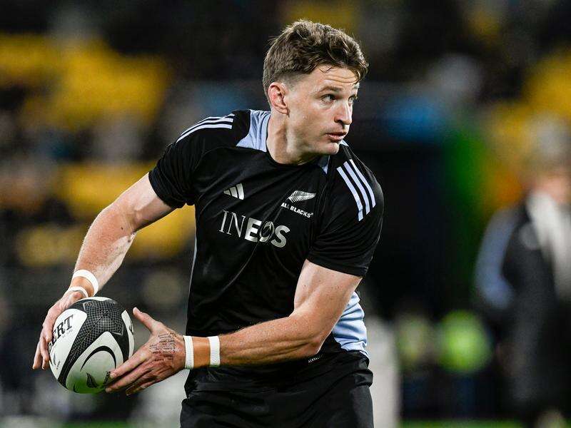 All Blacks' Barrett and Taylor return to face France | Riverine Herald