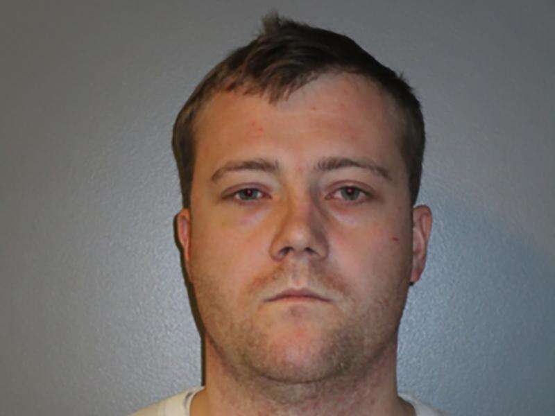 Hunt for 'dangerous' armed gunman enters fourth day | Shepparton News