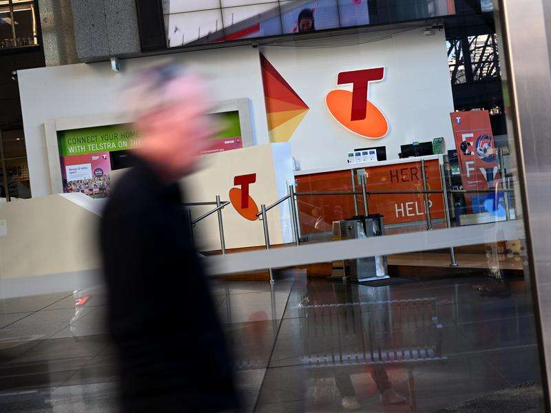 Telstra signs deal with NBN rival, Elon Musk's Starlink | Kyabram Free ...