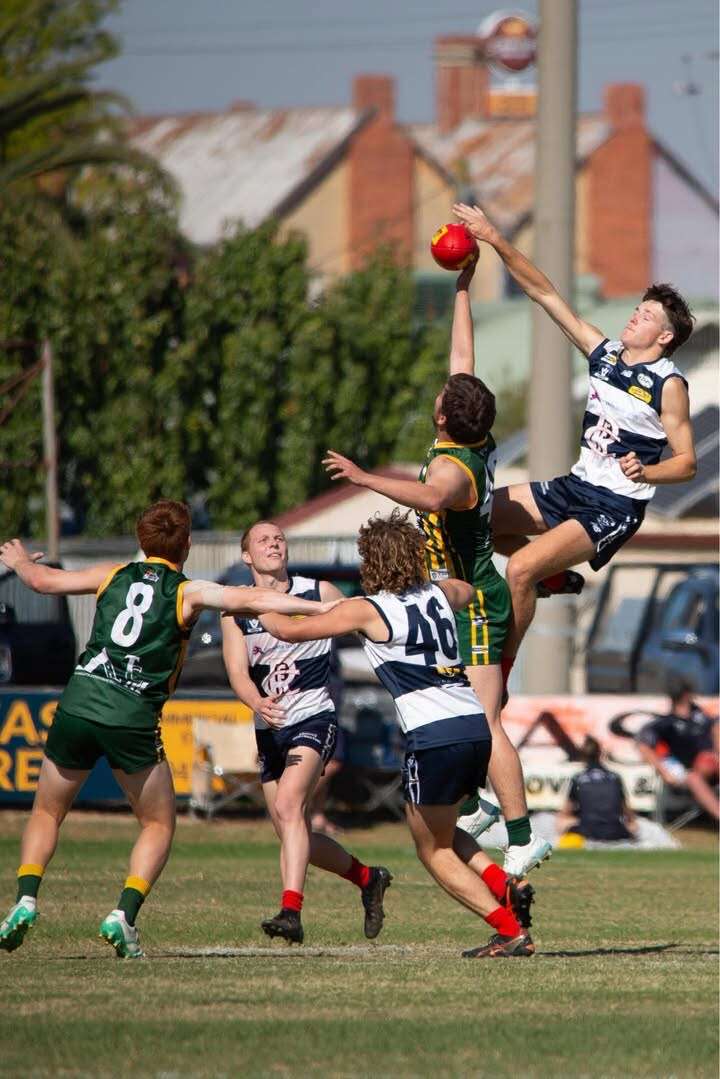 Cats’ dramatic draw again Hoppers | Kyabram Free Press