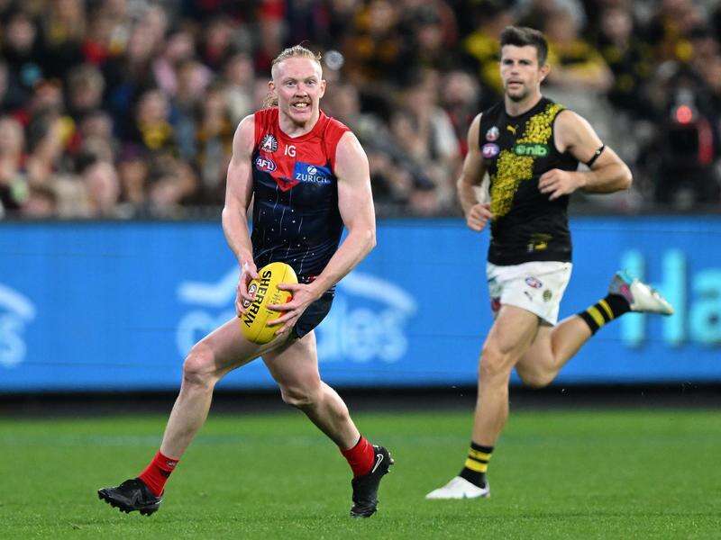 AFL guns Oliver, Johannisen out with hamstring injuries | Country News