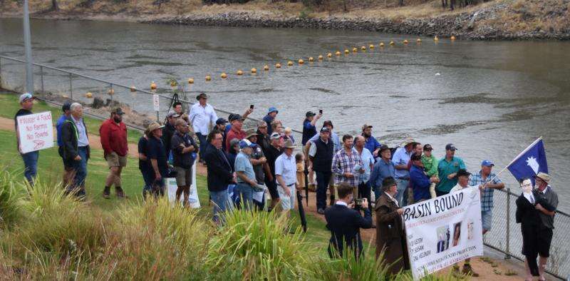 Water protest for ministers attention | Corowa Free Press