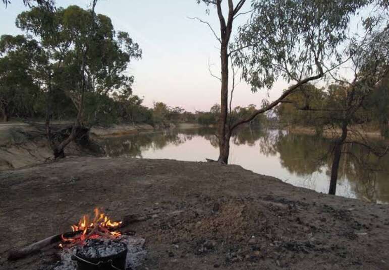 River bushland fire sparks warning | Country News