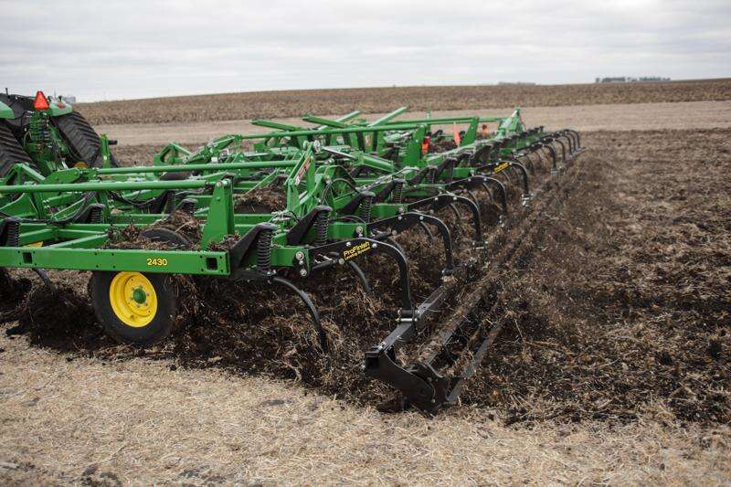 Field day to show positive impacts from different tillage methods ...