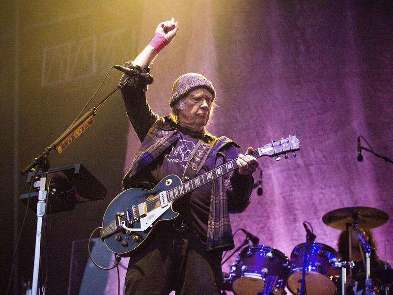 Neil Young bans BBC from broadcasting Glastonbury set | Dairy News ...