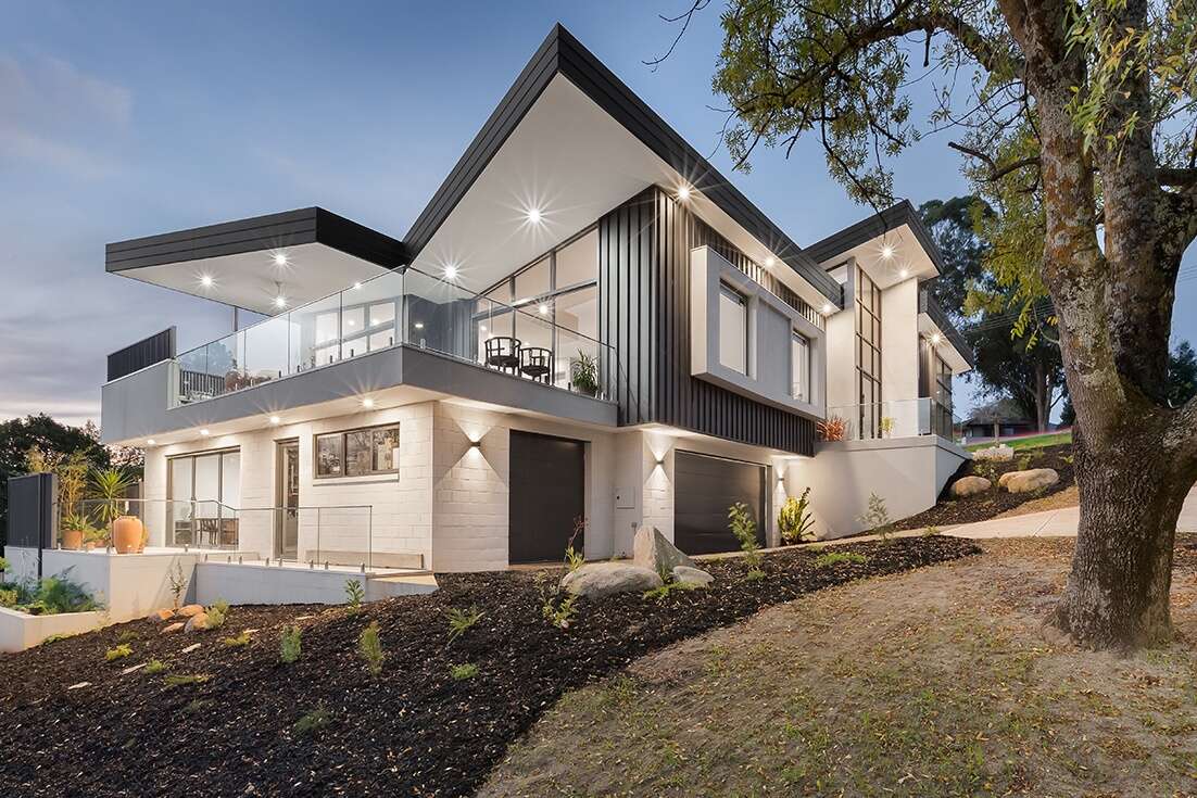 The bold and beautiful with Drake Design | Seymour Telegraph