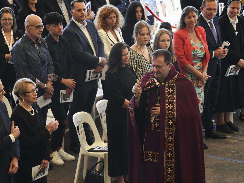 Leaders share messages of hope for Easter | Shepparton News