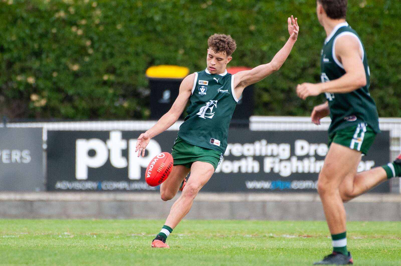 Gus’ sports snaps | Late bid for leading goal-kicker | Seymour Telegraph