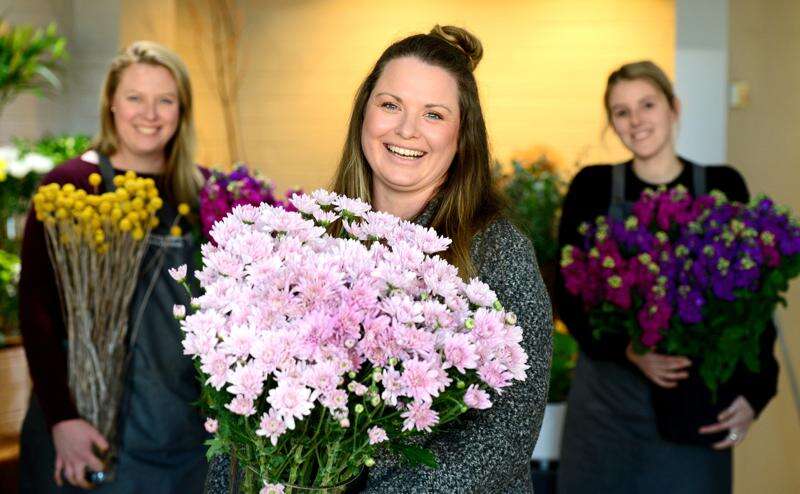 Shepparton florist prepares for Mother's Day boom | Shepparton News